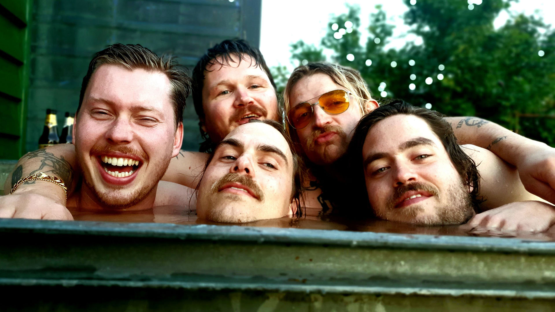 The Grand East - za 23 mrt - Luxor Live