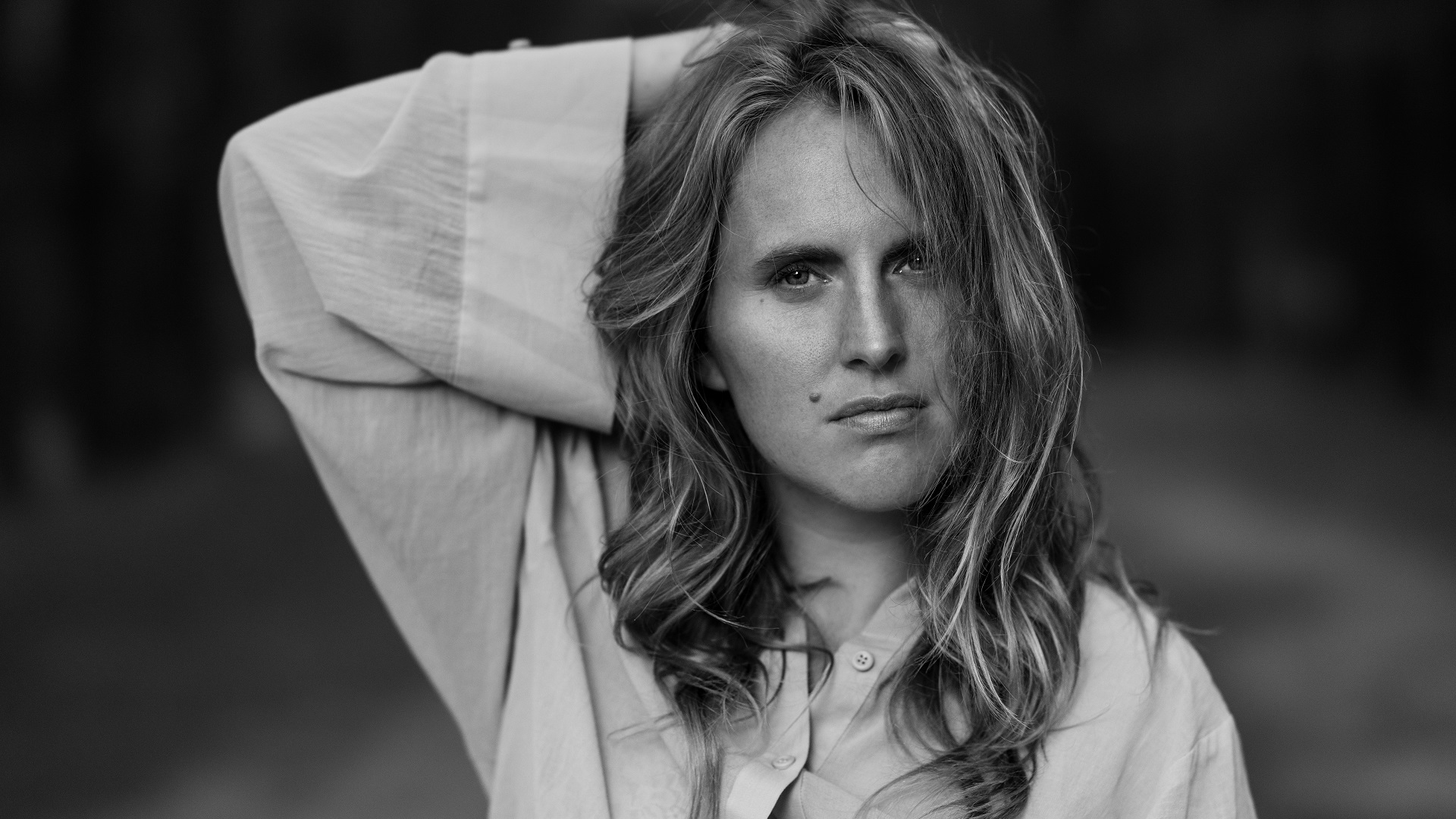 Lizzy O - di 16 apr - Luxor Live