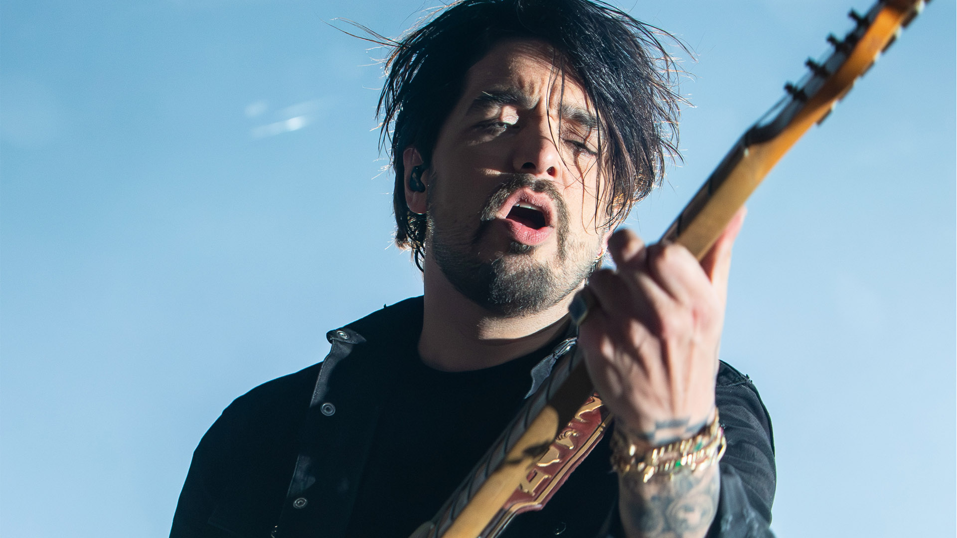 Waylon - vr 14 jun - Luxor Live