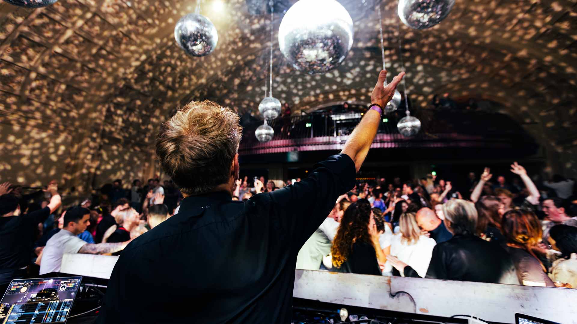 Boogie Nights - za 2 nov - Luxor Live